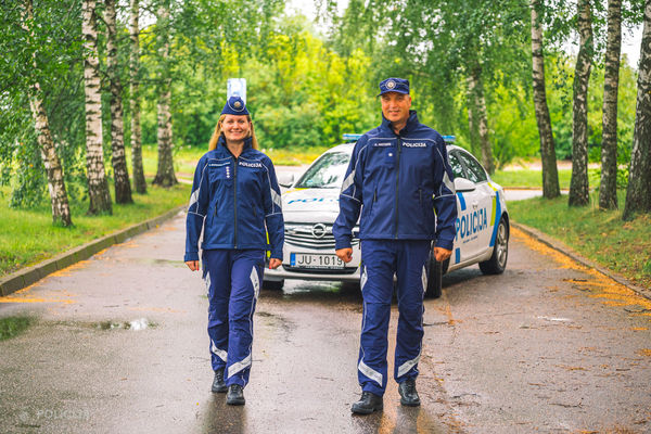 Apskaties, kādas ir Valsts policijas jaunās formas