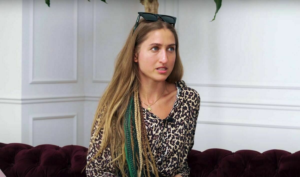 Alise Mičule atklāti par sāpīgajām atmiņām: "Mans tētis pakārās, kad ...