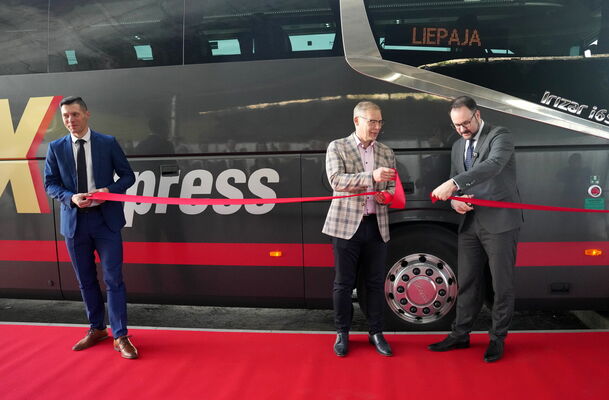 FOTO: Kā izskatās jaunie "Lux Express" autobusi , kas kursēs maršrutā ...