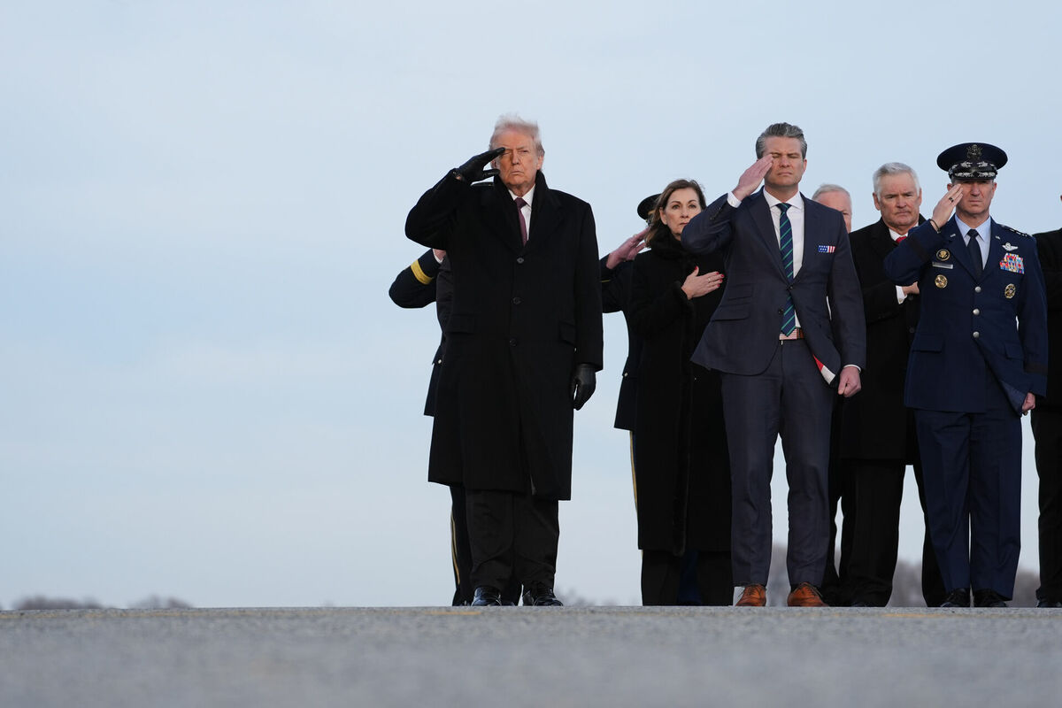 Medijs: Tramps licis ASV militāristiem izstrādāt iebrukuma plānu Grenlandē