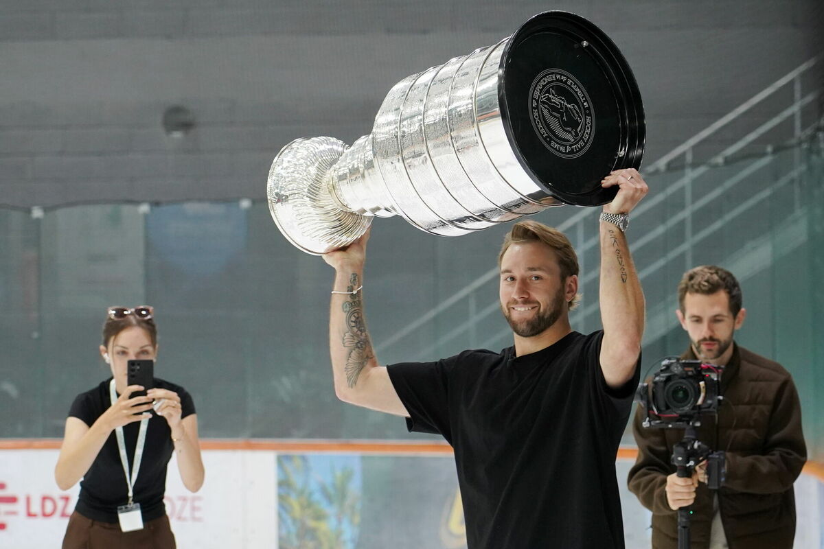 Floridas "Panthers" pagarina līgumu ar Balinski uz vēl diviem gadiem